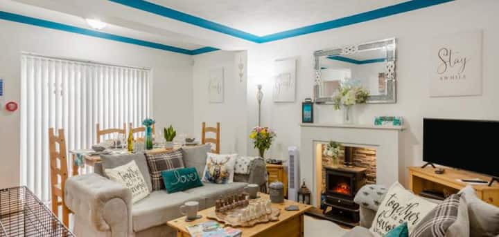 Woodside Avenue - Abergele