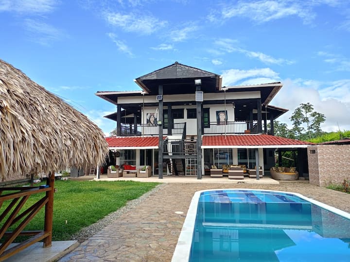 Casa Campestre Con Piscina En El Eje Cafetero - La Tebaida