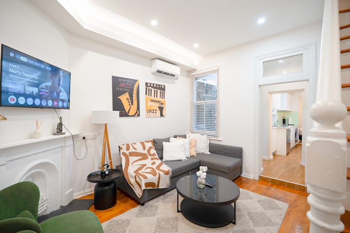 Rare 4br In Dawes Point | 1 Min To Harbour Bridge - Manly