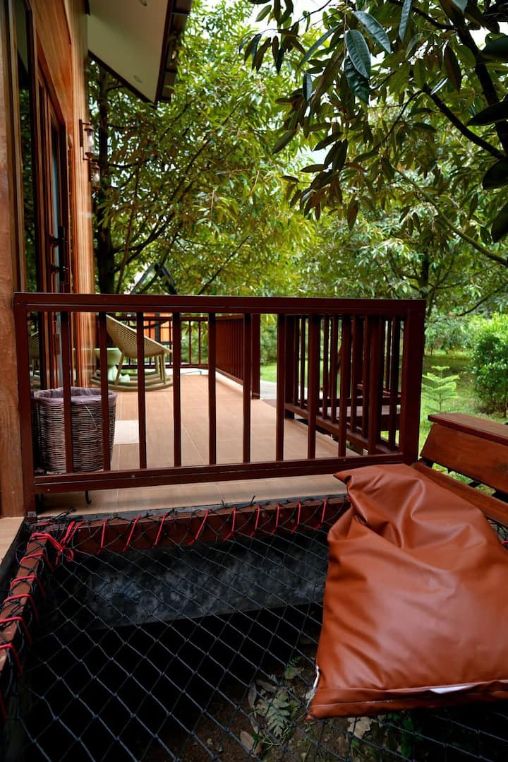 บ้านอิงธาร - Malaysia