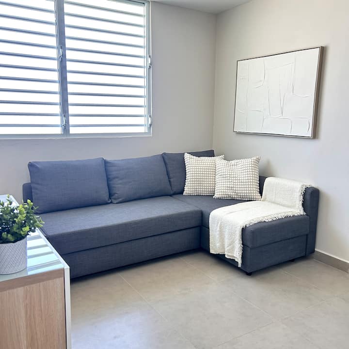 Villa Luky | Cozy Getaway 20 Min San Juan & Dorado - Levittown