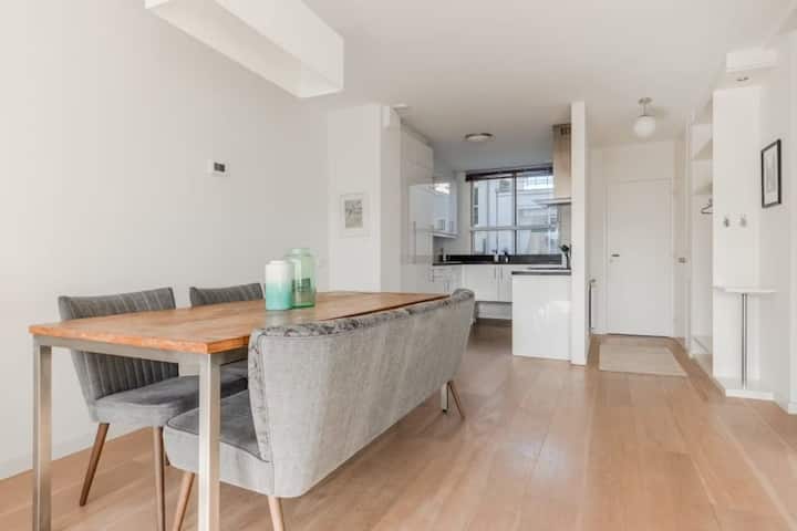 Stunning Two-level Apartment - Amsterdam