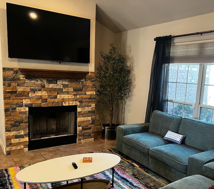 West Tx Wildflowers-close To Heart Hospital & Ttu - Lubbock, TX