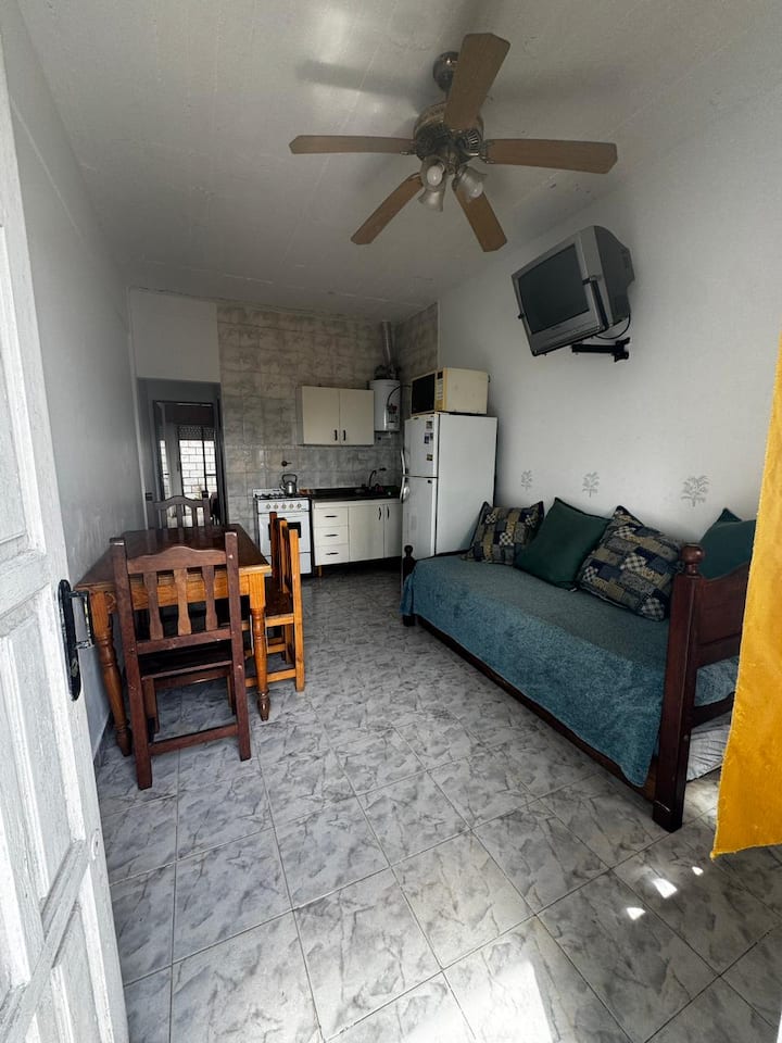 Depto 2 Amb. A Pasos Del Mar. C/estacionamiento! - Mar de Ajó