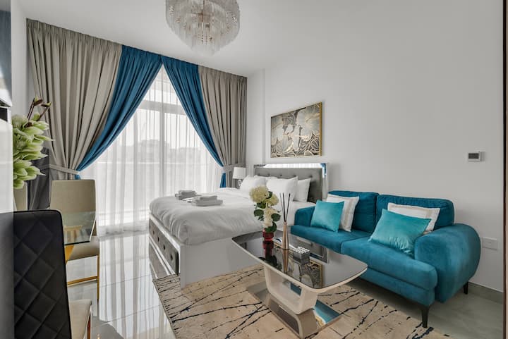 Bright & Cozy Studio In Pearlz | Near Metro - Dubai