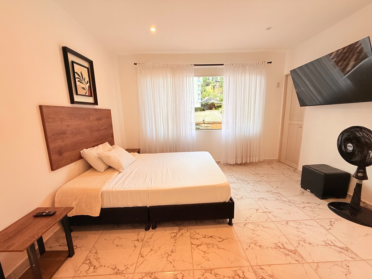 Studio #7 in Poblado•Palmas•1Rm•1Bd•6MinProvenza - Airbnb