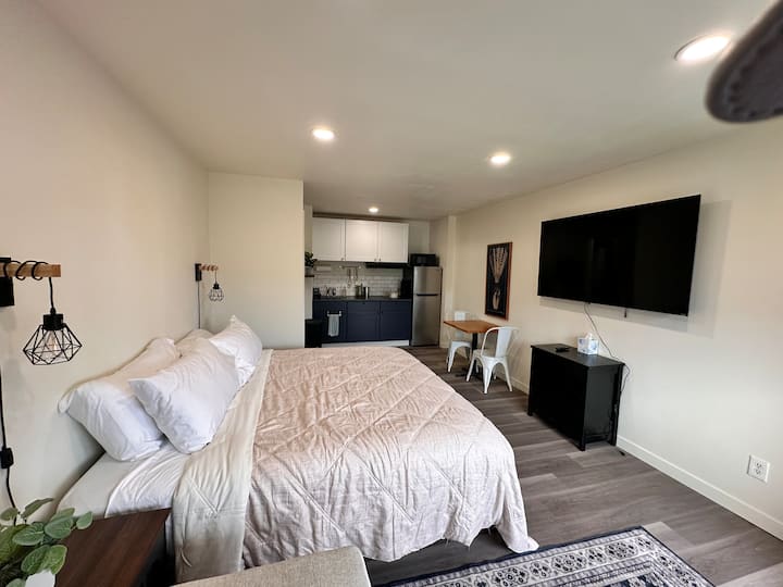 Cheryl's Room - Sandpoint, ID