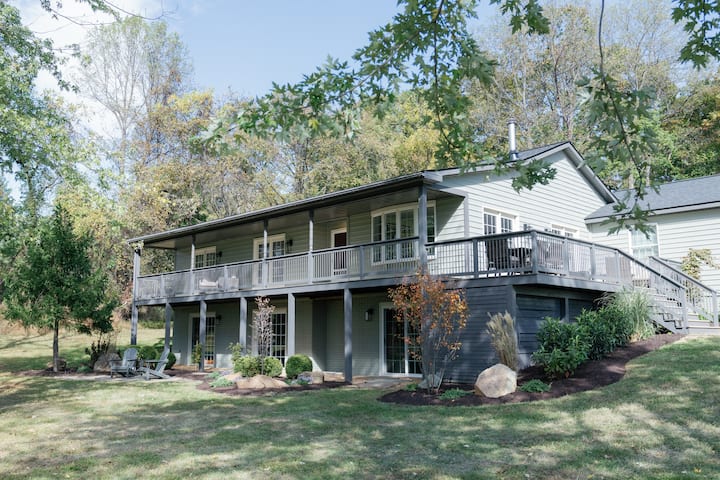 Spring House At Stone Tower Winery - Leesburg, VA