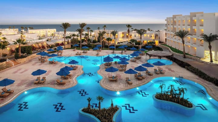 All-inclusive Sunlit Double Suites By The Coast - Scharm El-Scheich