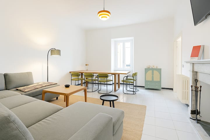 Luino Lakeside Retreat – 2br With Parking & Ac - Luino