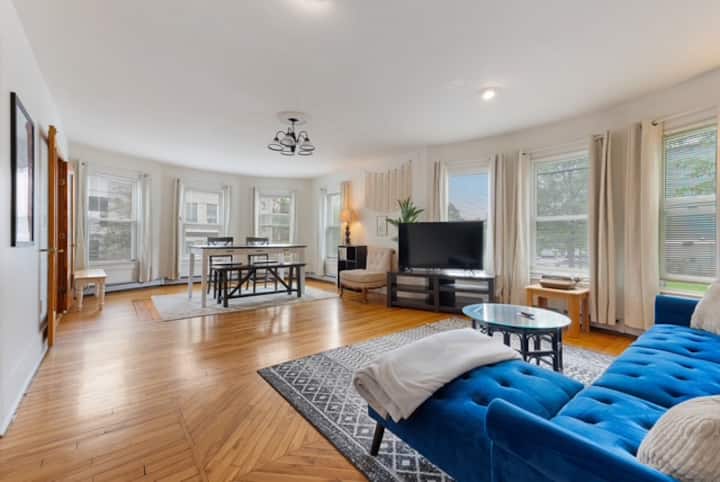 Spacious Portland Apartment Near Hospitals - Portland, ME