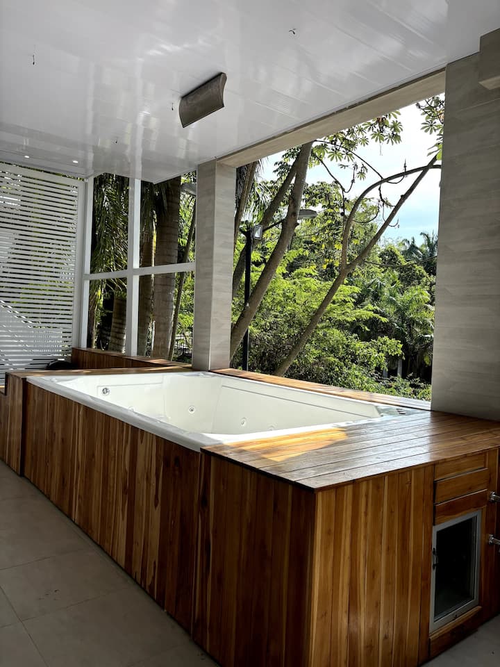 Downhouse De Lujo Spa Naturaleza - La Mesa
