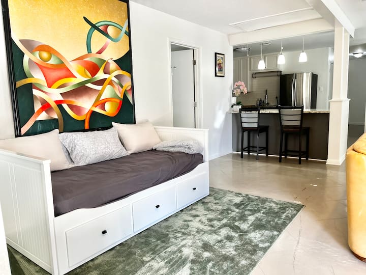 4br/3ba North Austin -Large Groups-events Allowed - Round Rock, TX