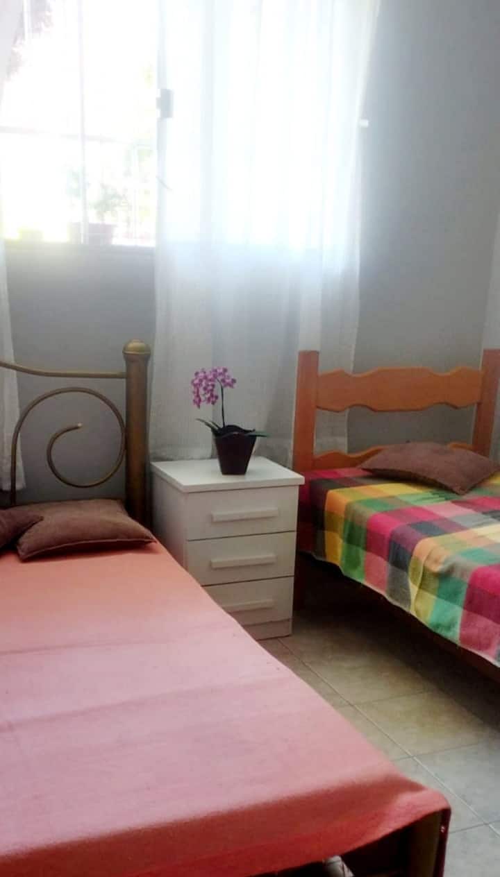 Aluguel De Temporada.
Apartamento Próximo A Praia. - Cabo Frio