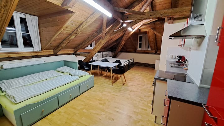 Quiet Alpine Loft · Central, Bright & Cozy - Innsbruck
