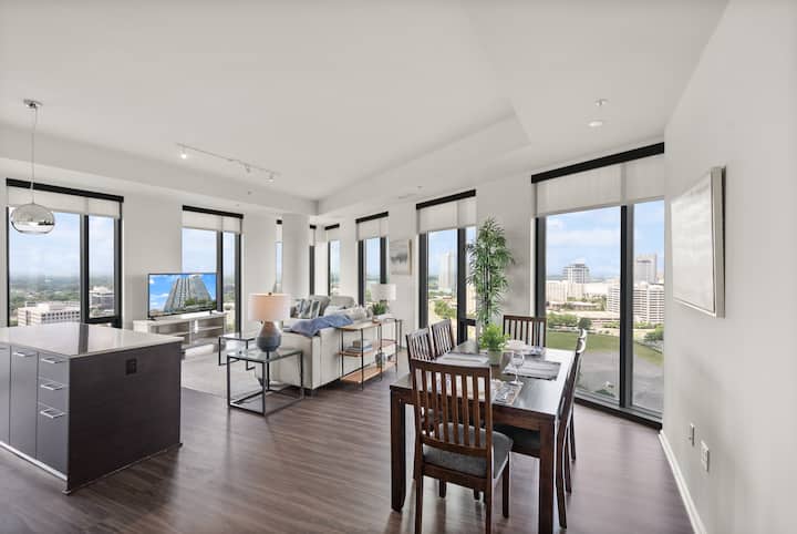 3 Bedroom Apartment | Penthouse In Tysons - Fairfax, VA