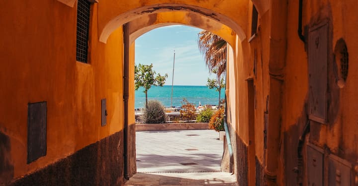 Almarea Beach - Essenza Del Mare, Calore Di Casa. - Liguria