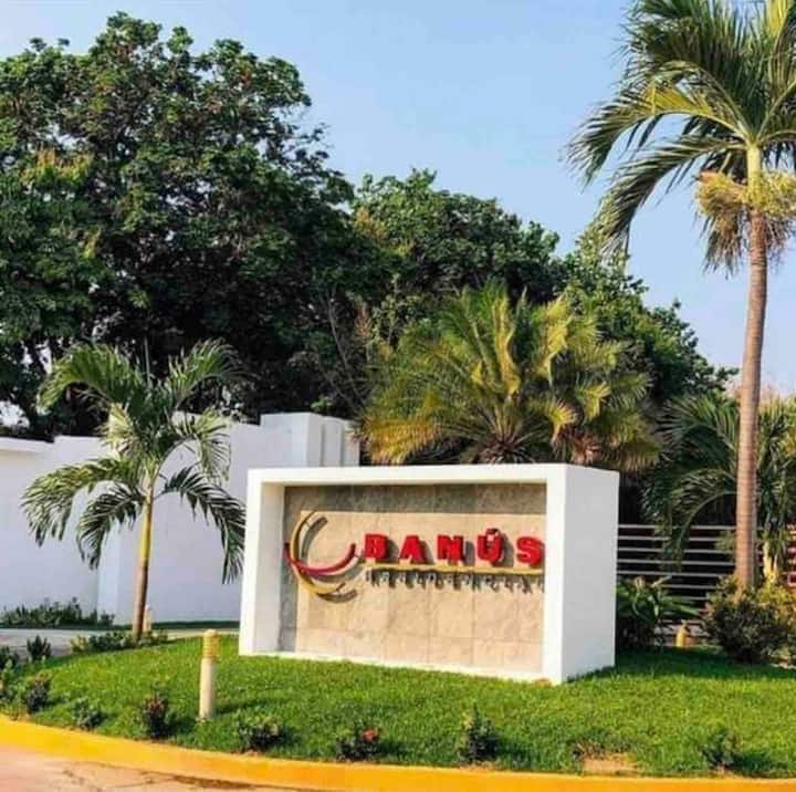 Hermoso Departamento Banús
 Acapulco Diamante - Acapulco