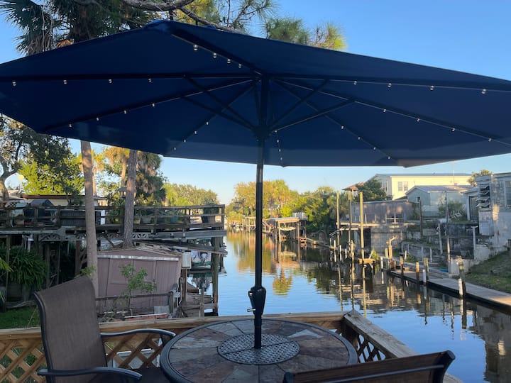 My Cousin Vinny's Fish Camp - Edgewater, FL