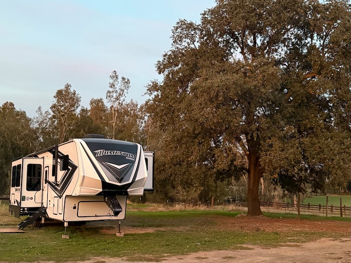 Private Rv Getaway On Open Land - Roseville, CA