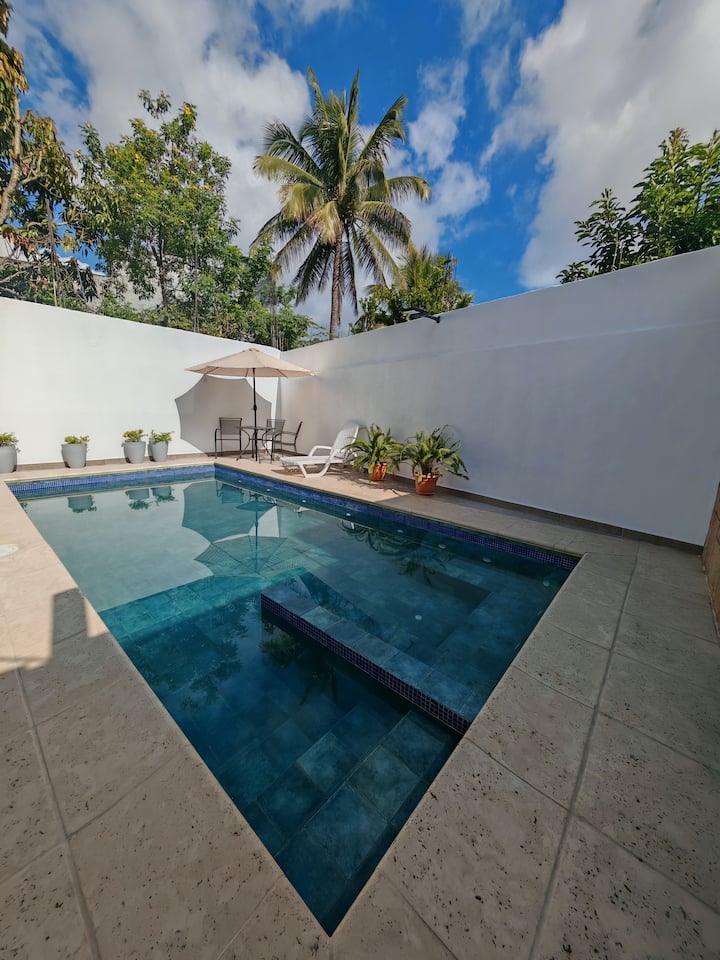 Villas De Francisco
2 Apartamentos En Una Casa. - Jalapa