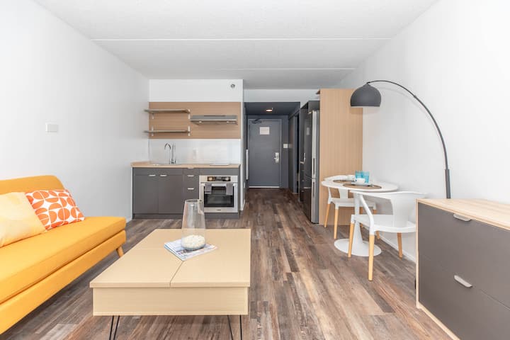 Studio Available - Pool/gym/laundry - Wallingford, CT