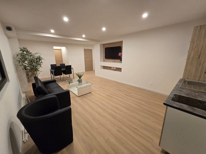 Le Russey Appart 4 Pers 1x Lit 160 2x Lits 90 - Vaucluse