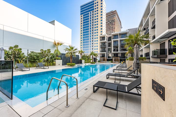 Prime 3br Jvc Spot | Pool, Gym & Fitness Zone - Dubai