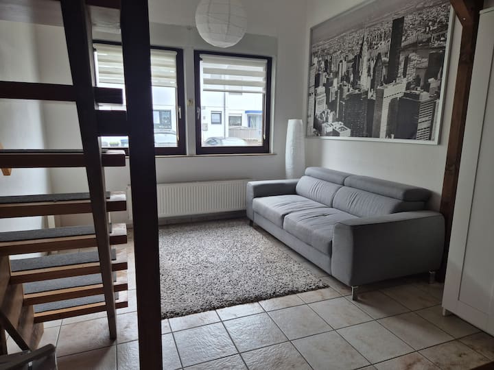 Kleine Gemütliche Wohnung, Super Anbindung. - Langen