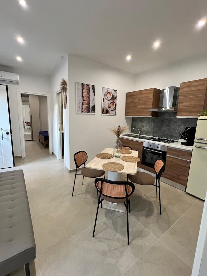 Dea Marinae Vacation House - Baia Domizia