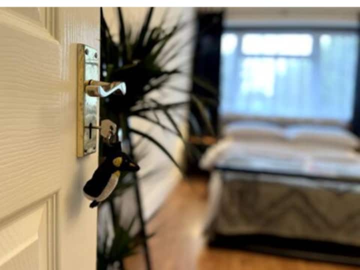 Maldon, Historic Town With A Lovely Estuary - Maldon