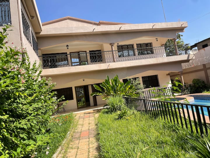 Spacieuse Villa, Moderne Et Prestigieuse - Burkina Faso
