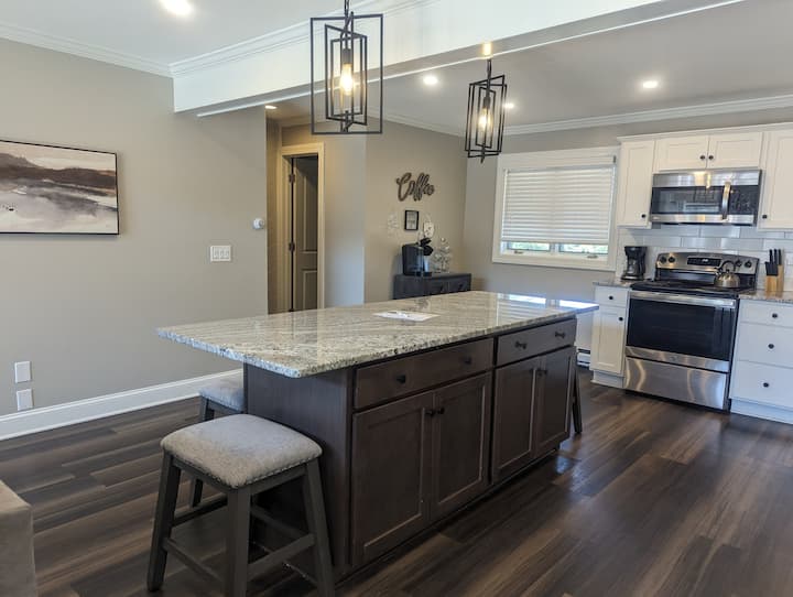 Slopeside View Condo Discounted Hv Passes - Ellicottville, NY