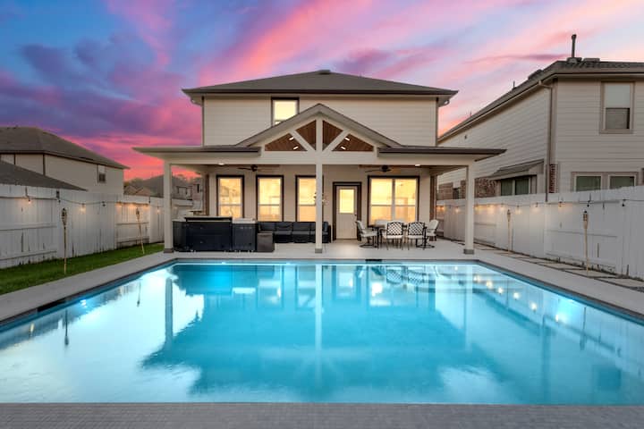 Tropicasa: Tulum-inspired Texas Getaway - Stagecoach, TX