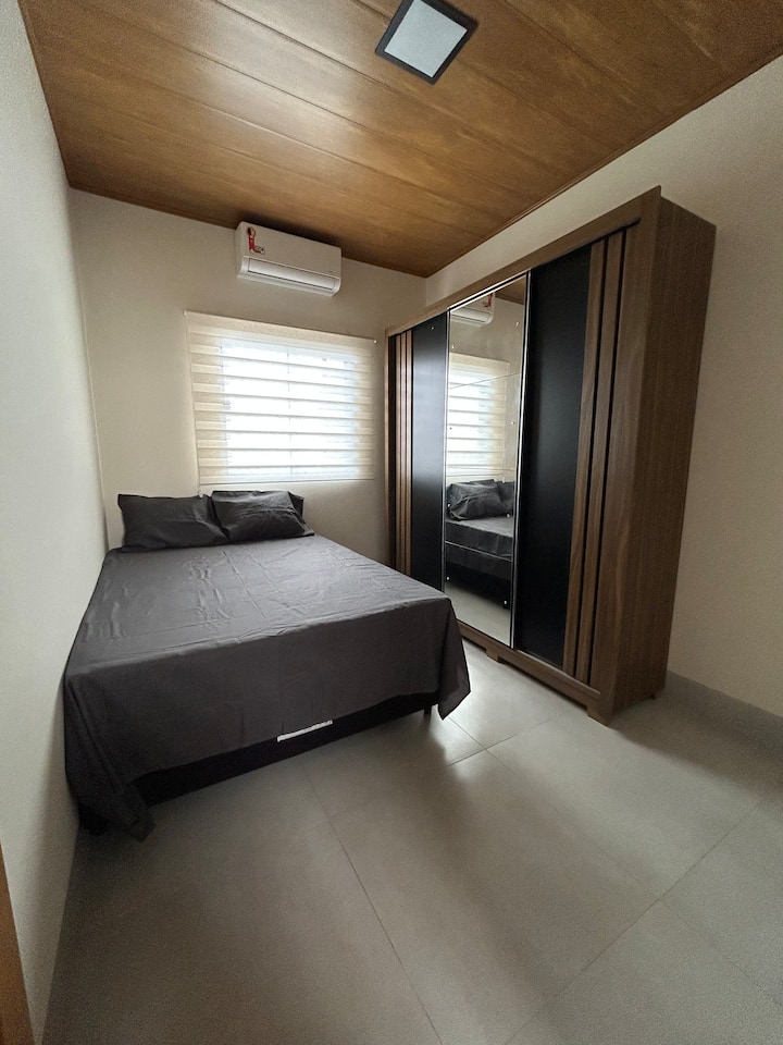 Ambiente Completo Com Móveis Novos E Garagem! - Rondonópolis