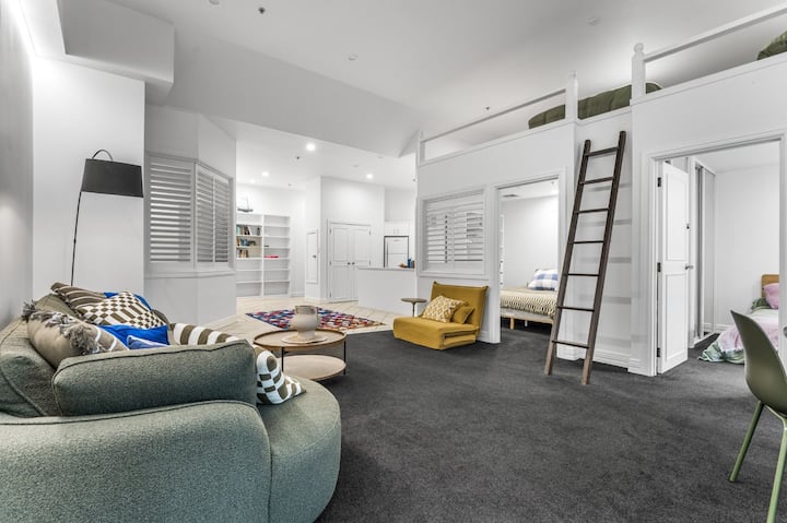 Large Waterfront Stay By Britomart & Harbour - Auckland