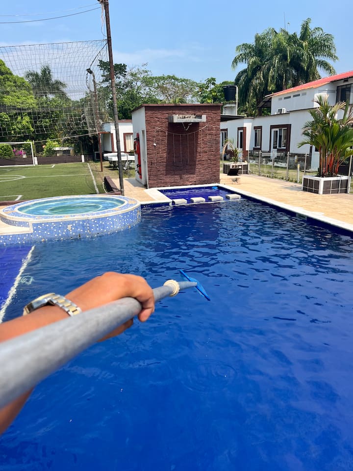 Casa Quinta Real Completa 11 Cabañas, 19 Camas. - Villavicencio