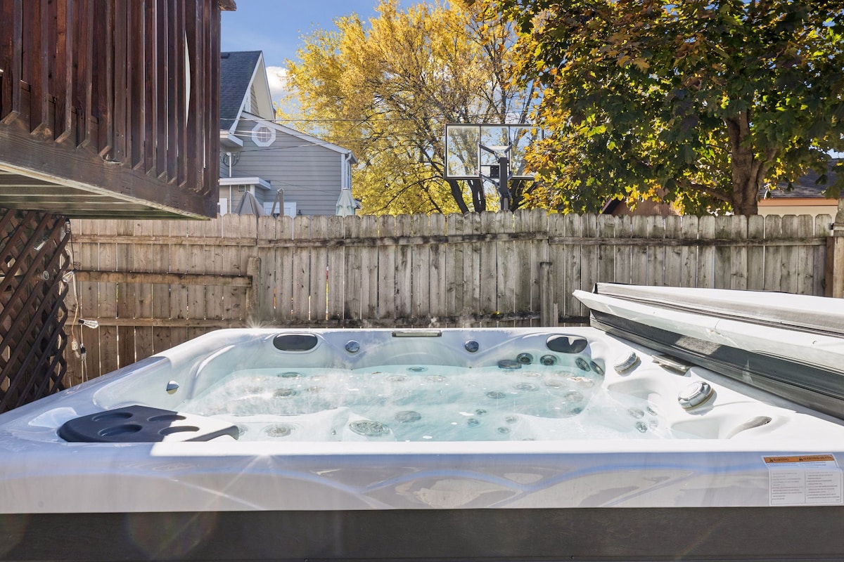 ¡Hermosa casa con jacuzzi y chimenea! - Casas en renta en Mineápolis ...