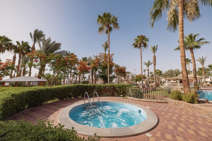 Step Into A World Of Sand, Sun & Smiles: 2 Units - Sharm el-Sheikh