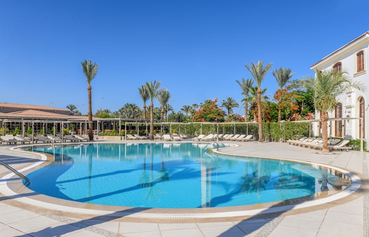 Dive & Relax In A Quadruple Stay + Deluxe Family - Sharm El-Sheikh