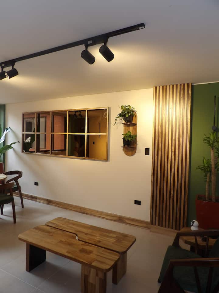 Acogedor Apartamento En El Corazón De Cali/granada - Cali