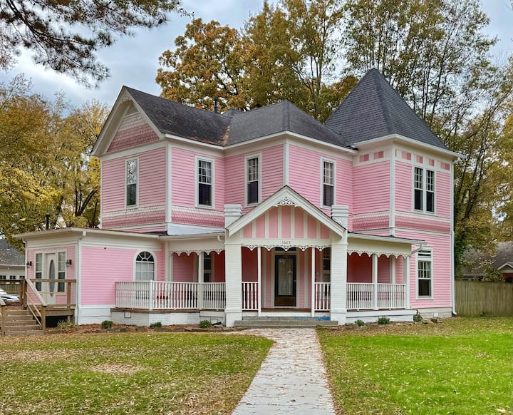 The Pink House Est. 1892 - Conway, AR