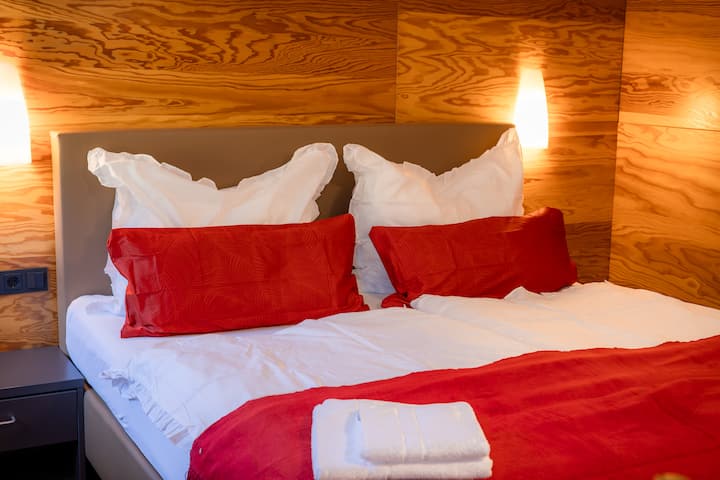 Doppelzimmer 6 – Sonnig & Mit Zugang Zur Sauna - Saint Anton am Arlberg