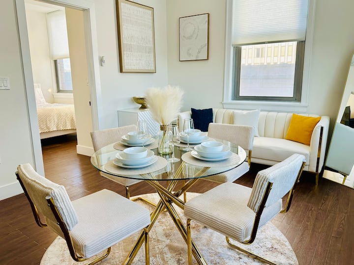 1 Bdr | Yale | On The Green - New Haven, CT