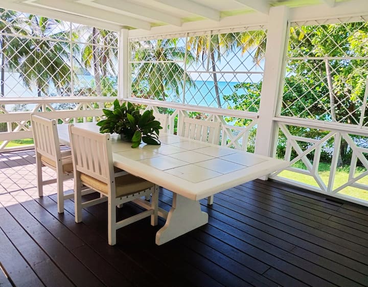 Beachside Bungalow - Sainte-Lucie