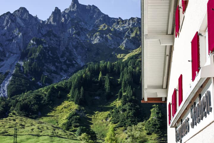 Zweibettzimmer 7 – Auf Der Piste Mit Sauna-zugang - Ischgl