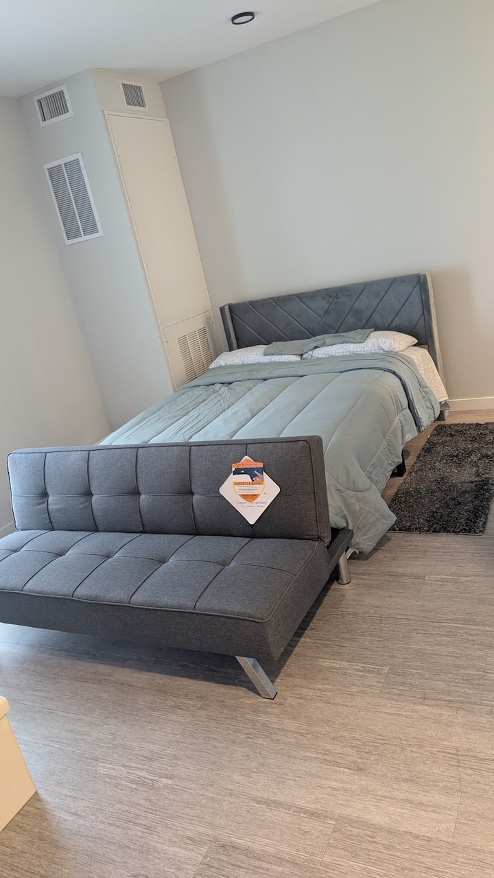 Buoyant Residence - Des Moines, IA