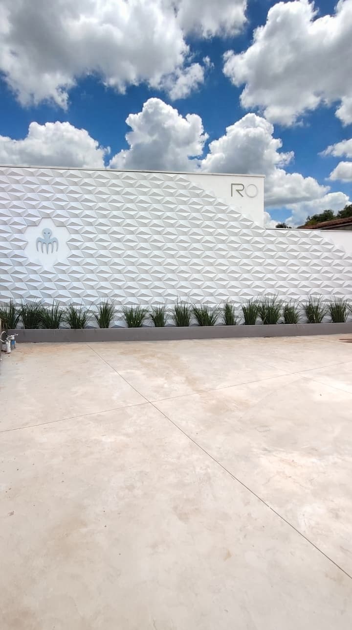 R-zero Abu Dhabi Sem Enxováis Com Garagem E Wi-fi - Goiânia