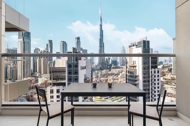 012d - 2003 - Luxury Studio - Burj Views - Dubai