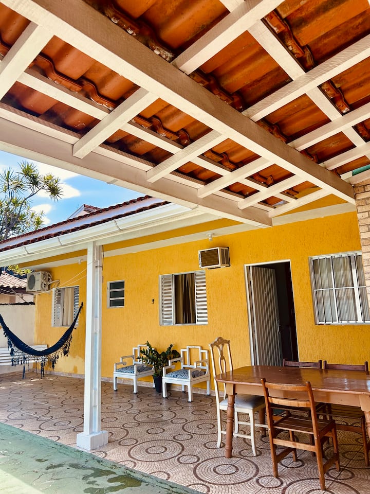 Casa Aconchegante Com Quintal Amplo - Guarujá